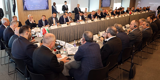 Syria, Turkey sign protocol establishing the Syrian-Turkish Business ...